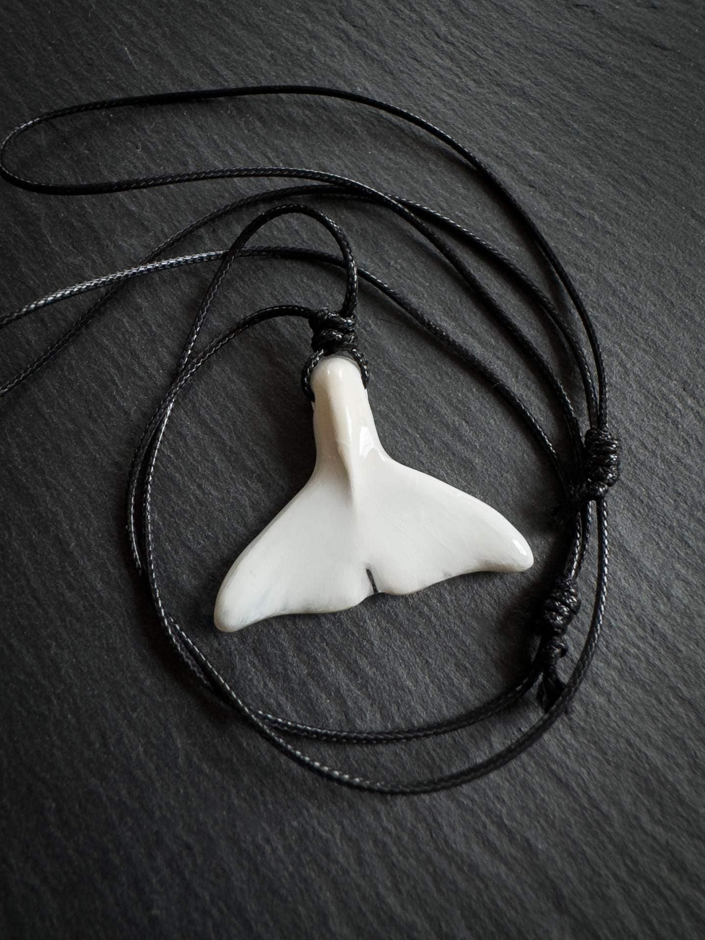 Hvaldimir Beluga Tail necklace - Orca Legacy